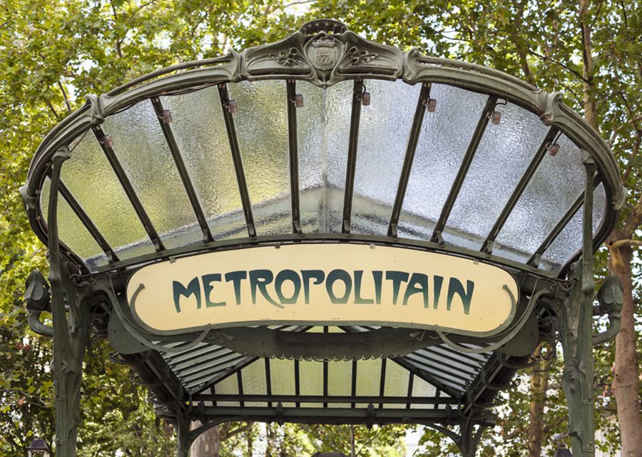 Montmartre and Pigalle | Holidays by Insight Guides | Discover Trips ...